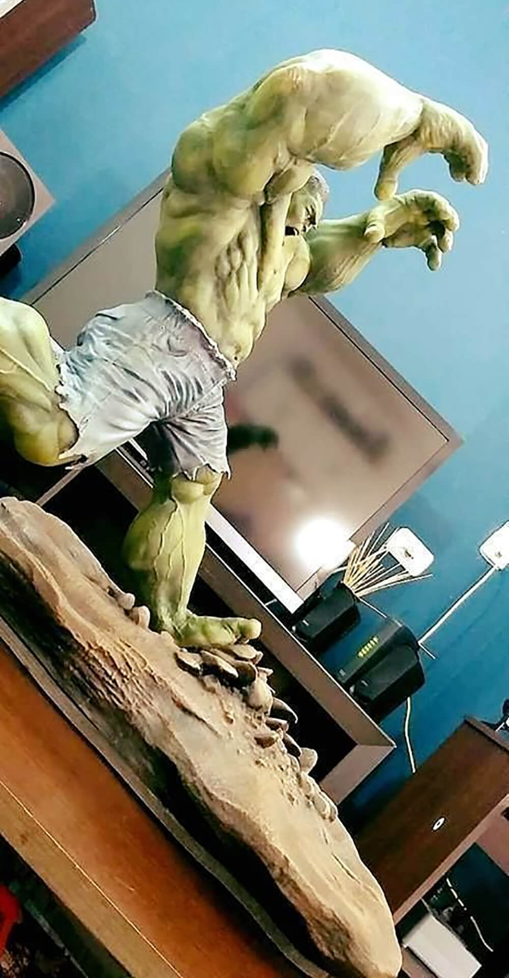 Hulk Angry Statues - 3D Print Model by 3DPrintingDesigner