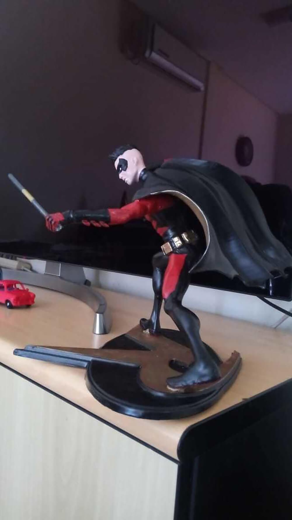 Robin Statues - 3D Print Model by 3DPrintingDesigner