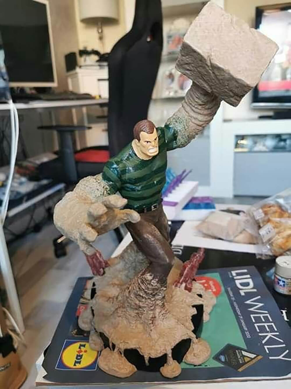 Sandman Sculpture Statue - 3D Model by 3DPrintingDesigner