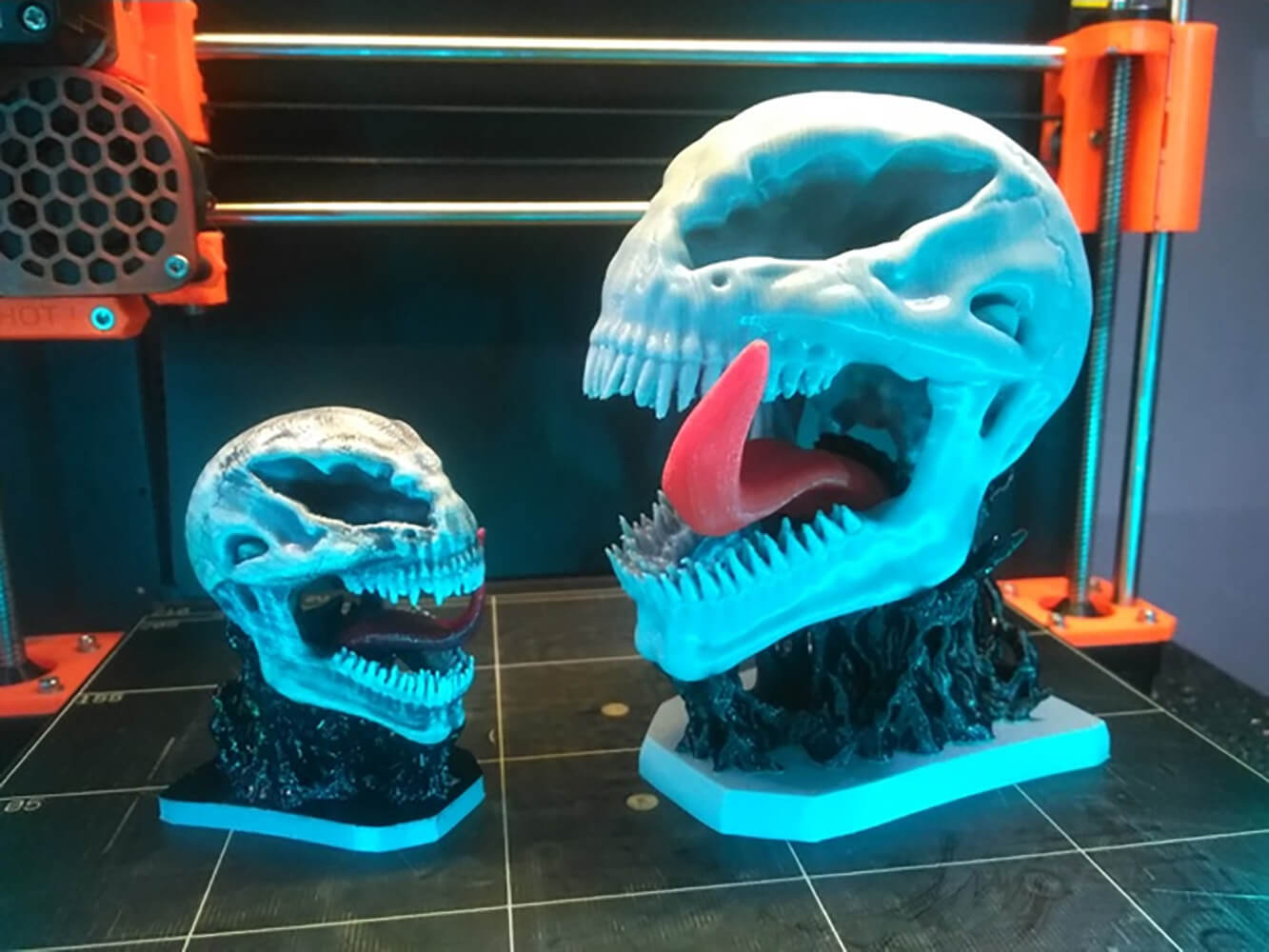 Venom Skull With Base - 3D Model by 3dprintmodel91