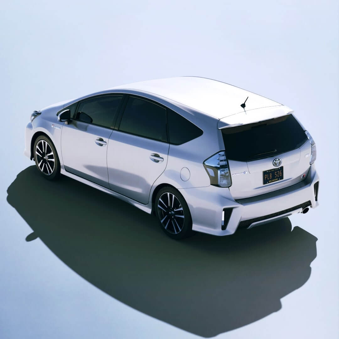 2020 Toyota Prius Alpha: Efficient Hybrid Performance Redefined