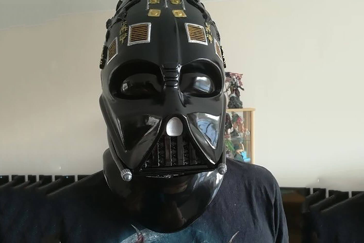 Hex3D Vader Deluxe Printable Helmet - 3D Model by annwilde88