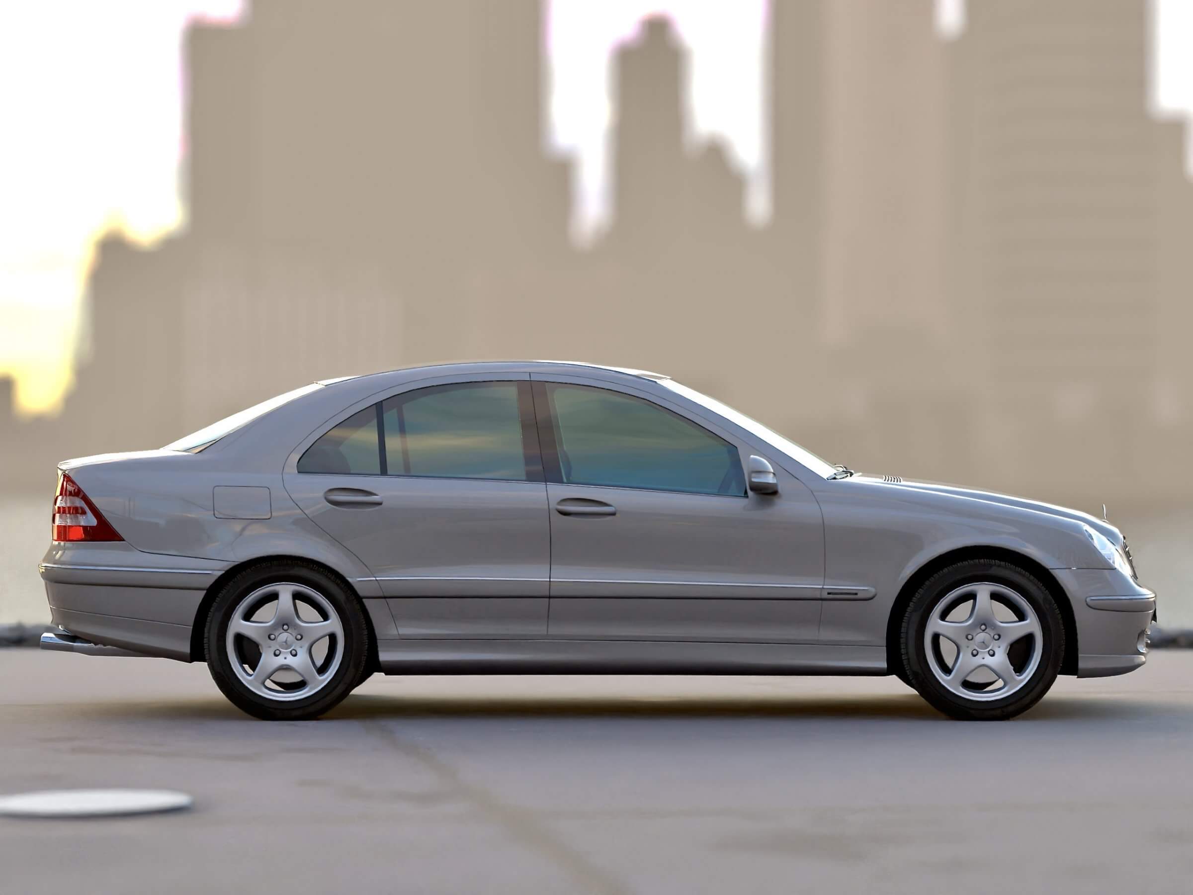 Mercedes-Benz C-Class W203 2006 3D Model by arkviz