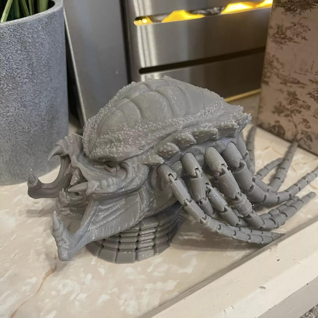 Predator Head With Dreadlocks - 3D Model by dawnhurt