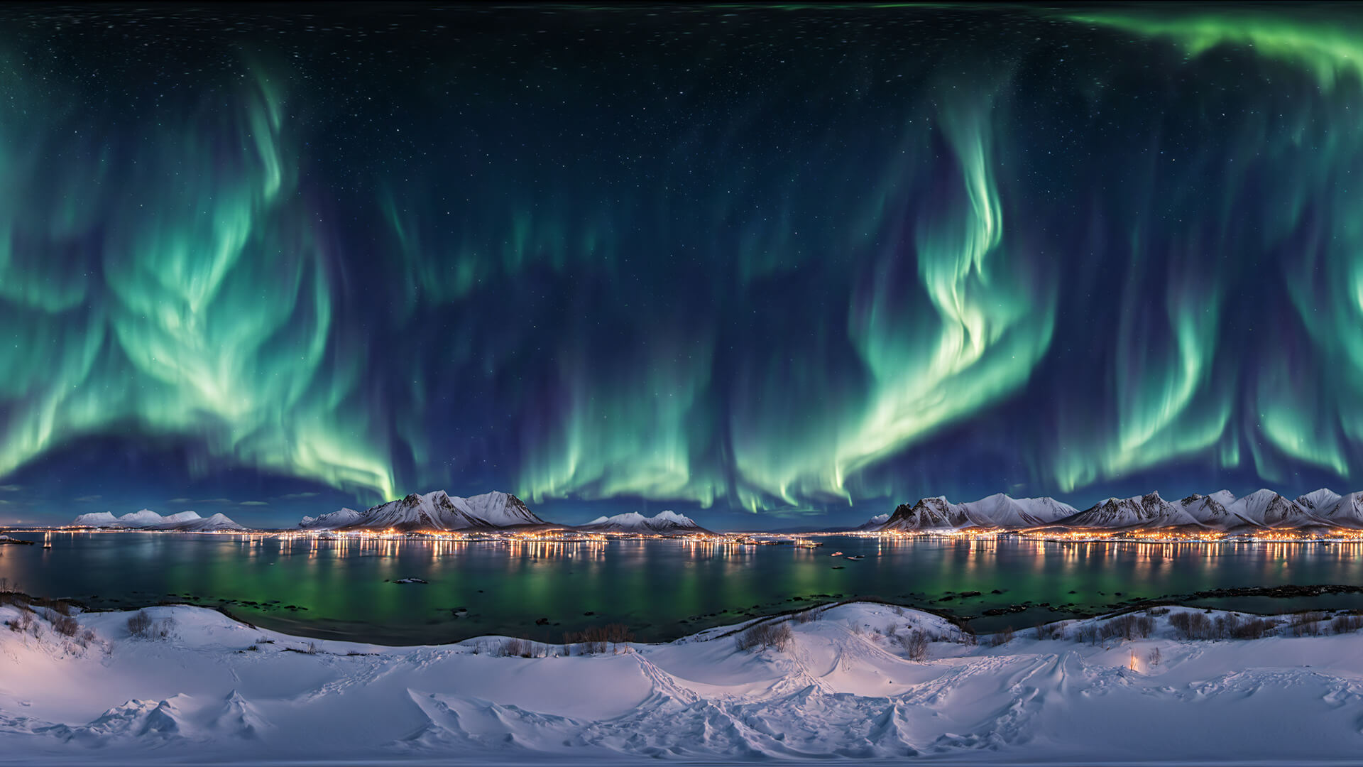 HDRI Aurora Borealis Panoramas - HDR Image by Johny1981