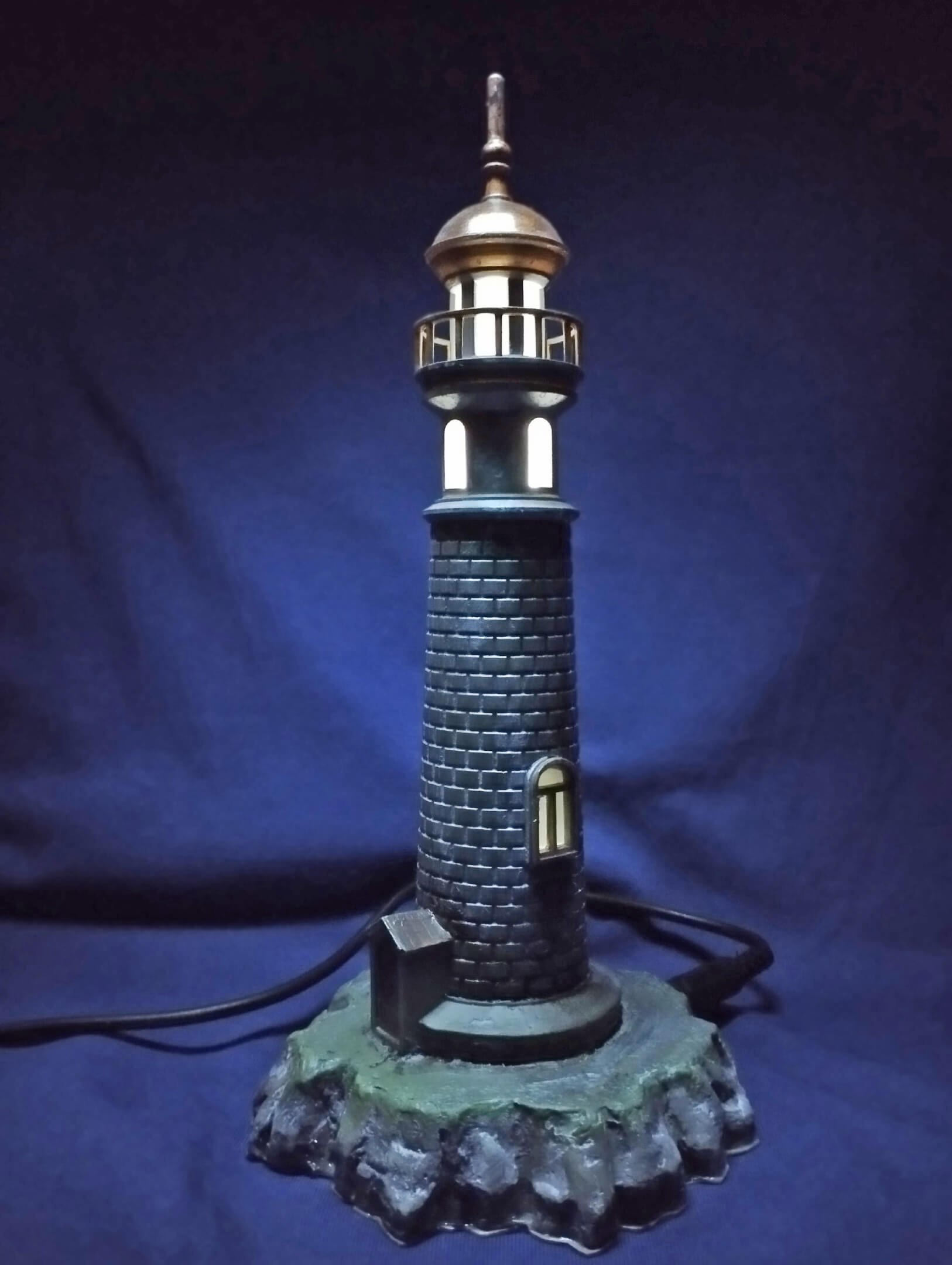 Lighthouse miniature 3D print model by LexTeh