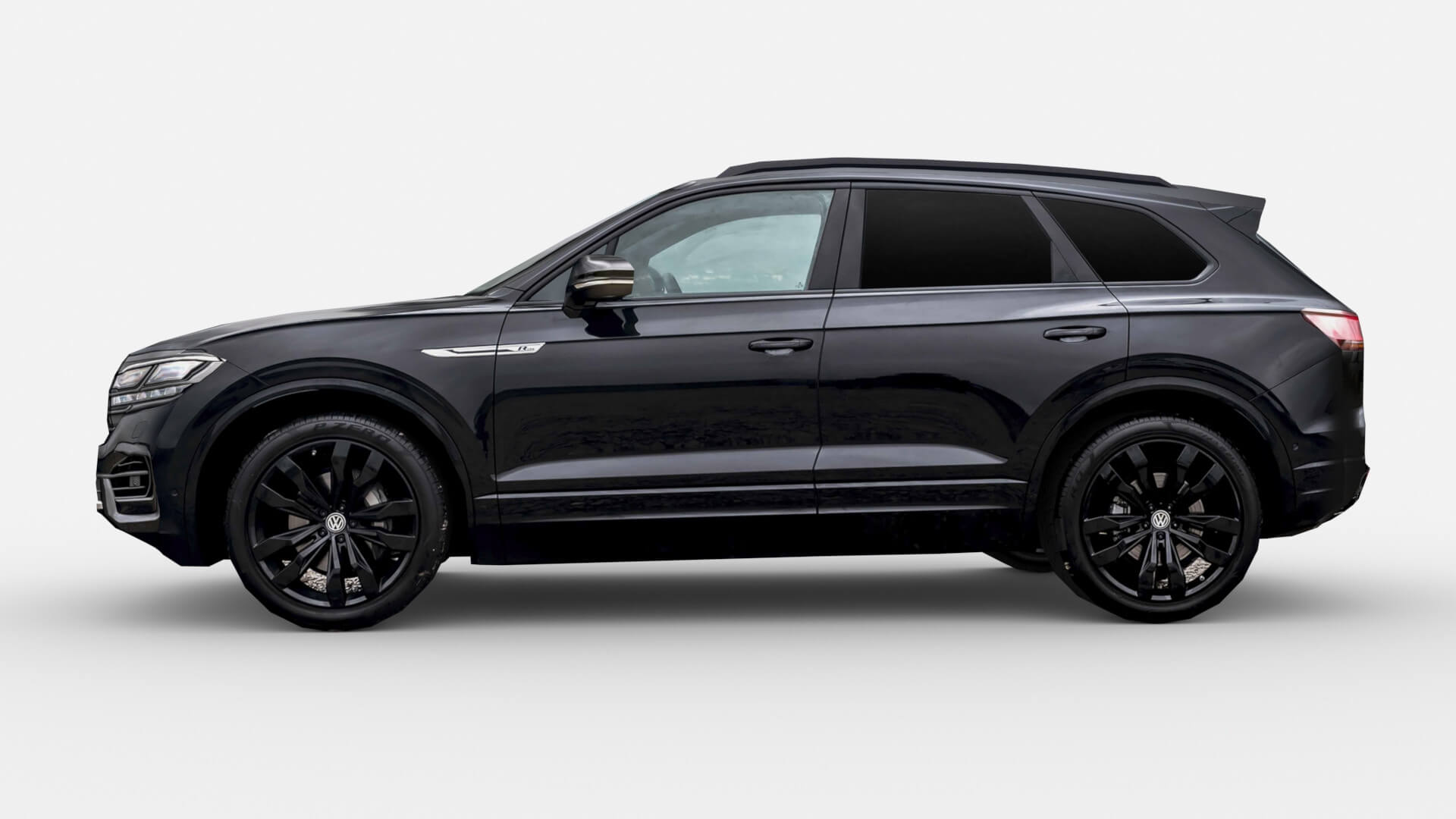 Volkswagen Touareg 2020 Black Edition - 3D Model by LOWMOD