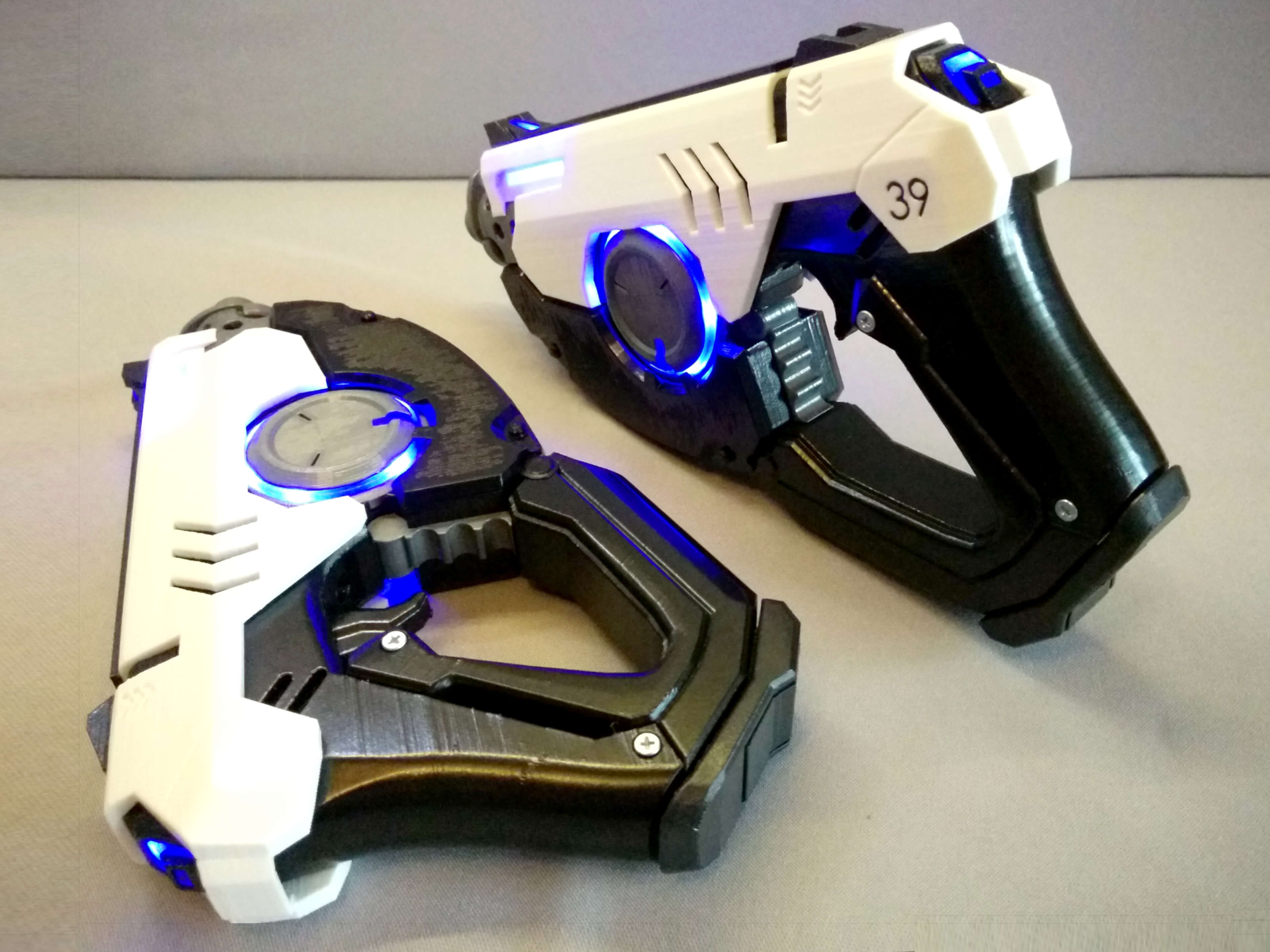 Overwatch Tracer Blaster Original Skin - 3D Model by MakerLab