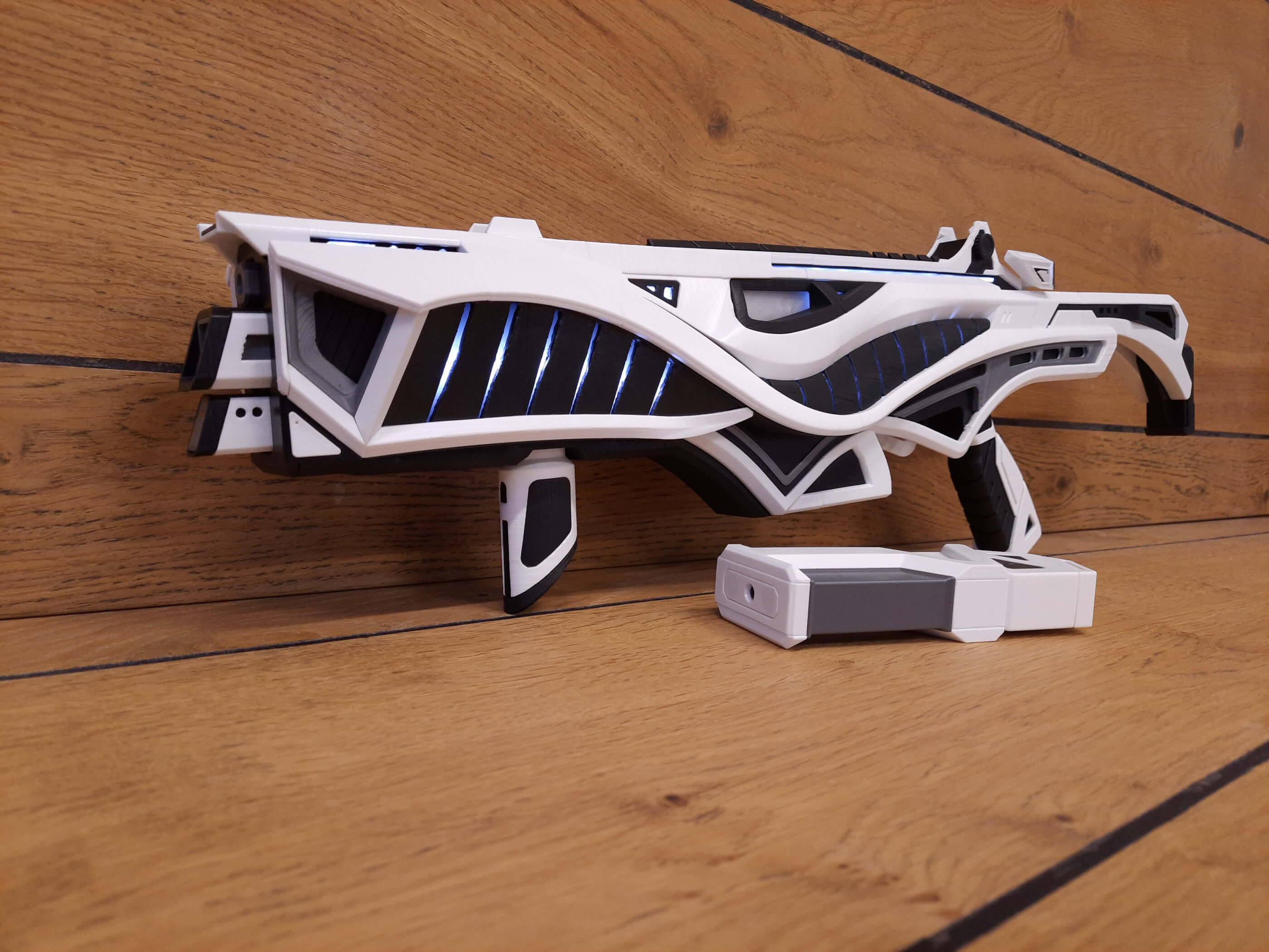 Apex R-99 Cutting Edge 3D Model by MakerLab