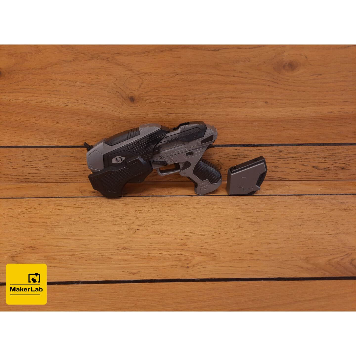 Snub Pistol Gears of War - STL OBJ CAD - Commercial Use 3D Model by ...