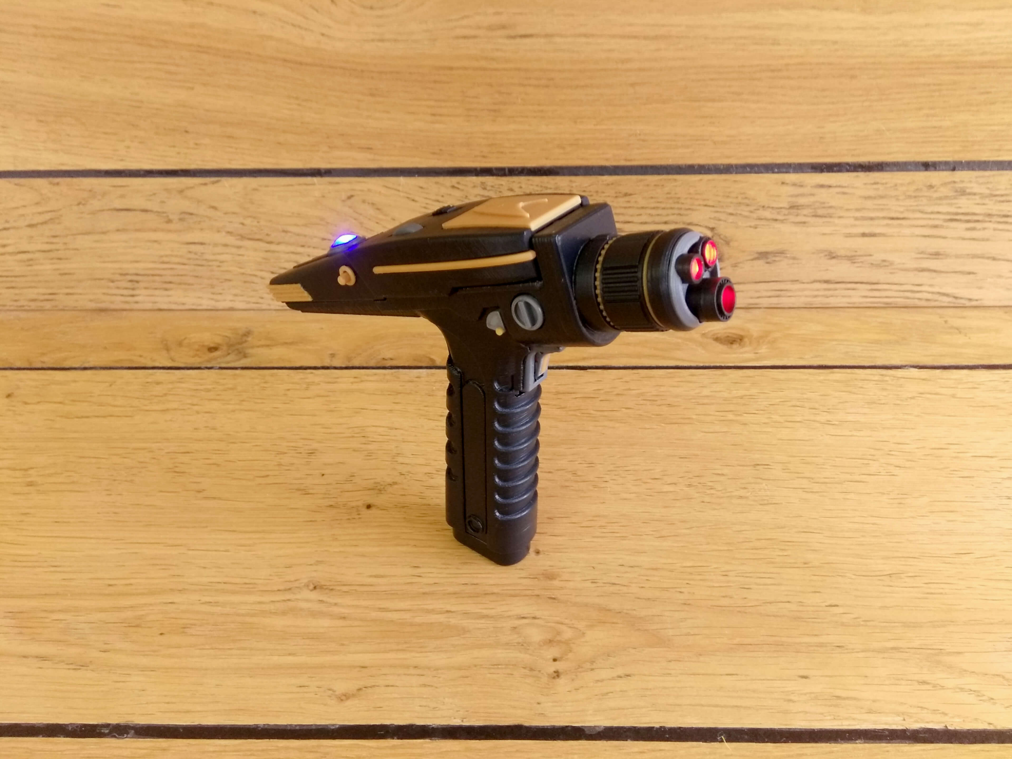 Star Trek Discovery Phaser - 3D Model by MakerLab