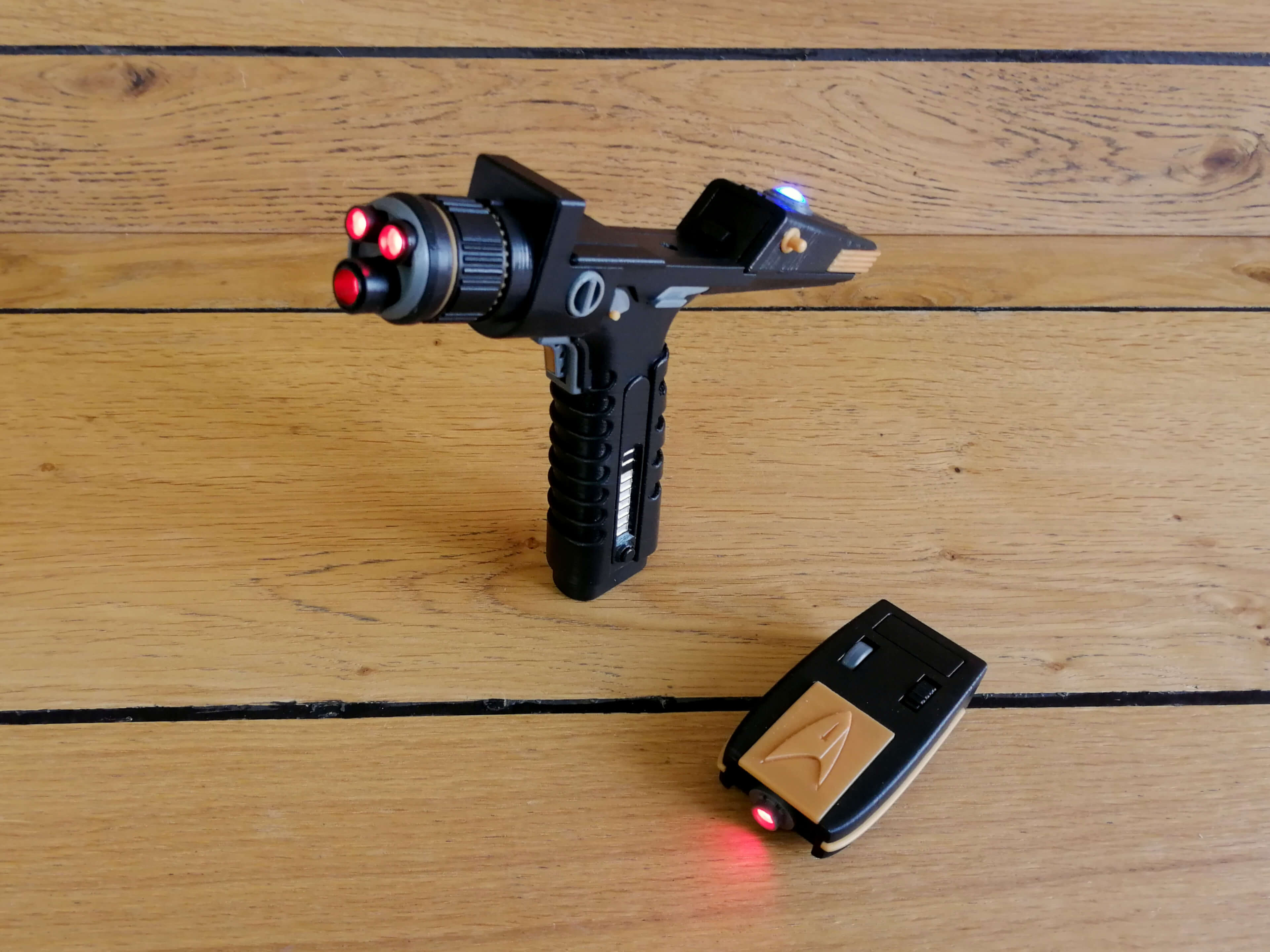 Star Trek Discovery Phaser - 3D Model by MakerLab