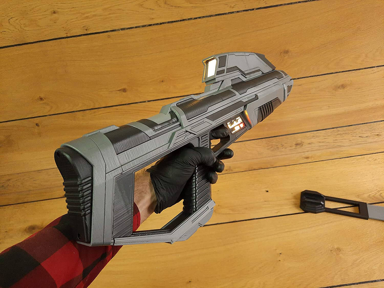 Star Trek Picard Starfleet Phaser Rifle - 3D Model by MakerLab