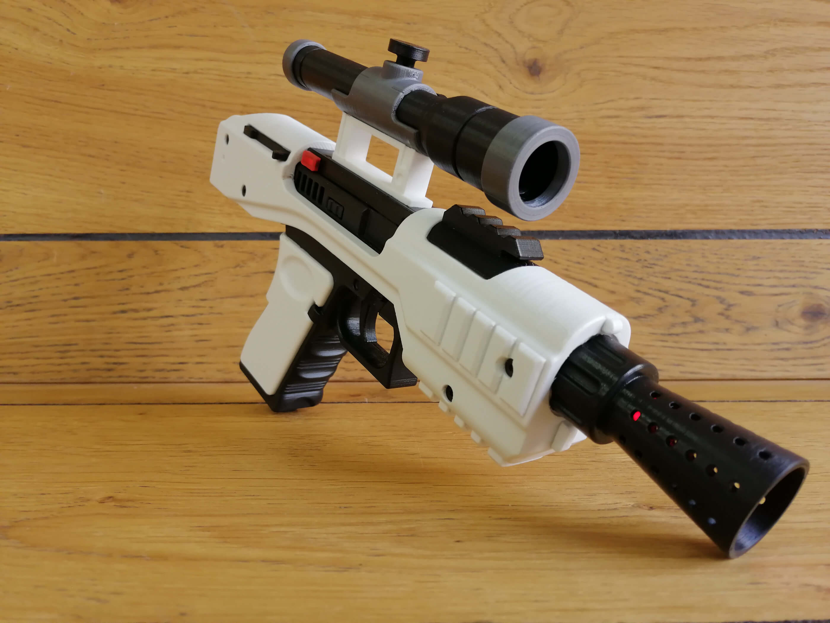 Star Wars SE-44C Blaster 3D Model by MakerLab