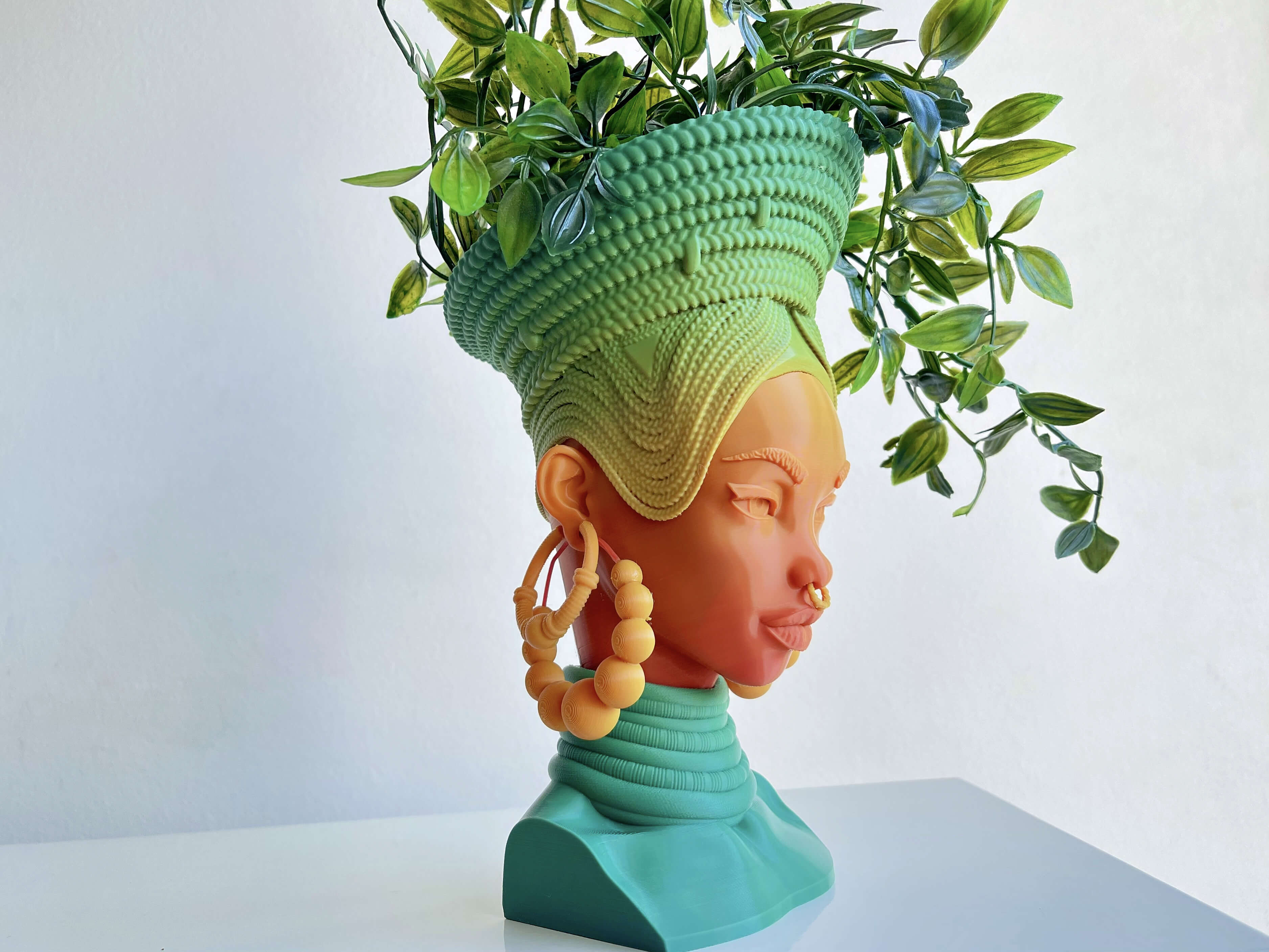 Africa Queen Flower Pot - 3D Model by Oasis3dlab