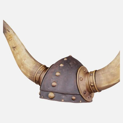 Horn Helmet - 3D Model by Polygonal Miniatures
