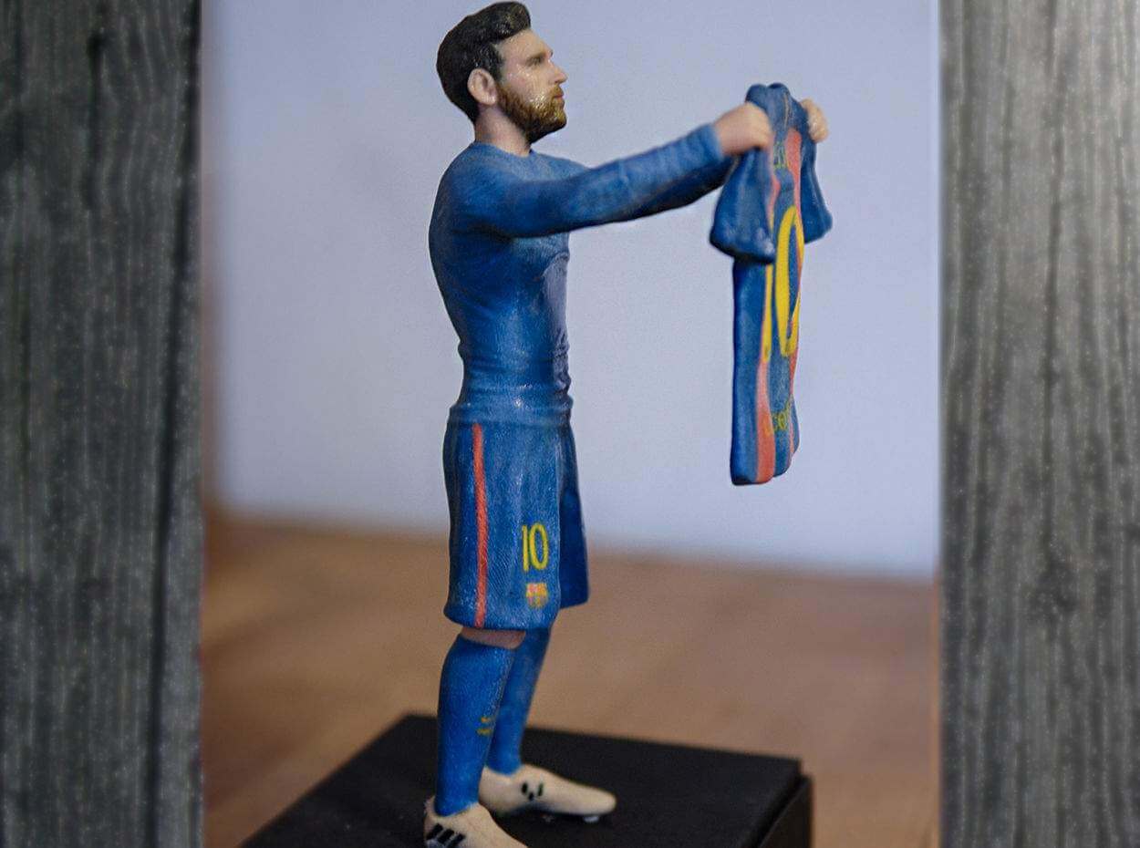Lionel Messi Figurine (Full Color) - 3D Model by PrintedReality